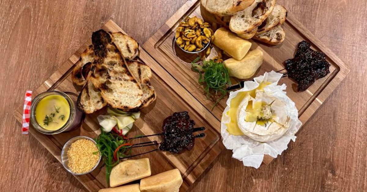 PJ's Bar & Grill | Best Restaurants New Zealand